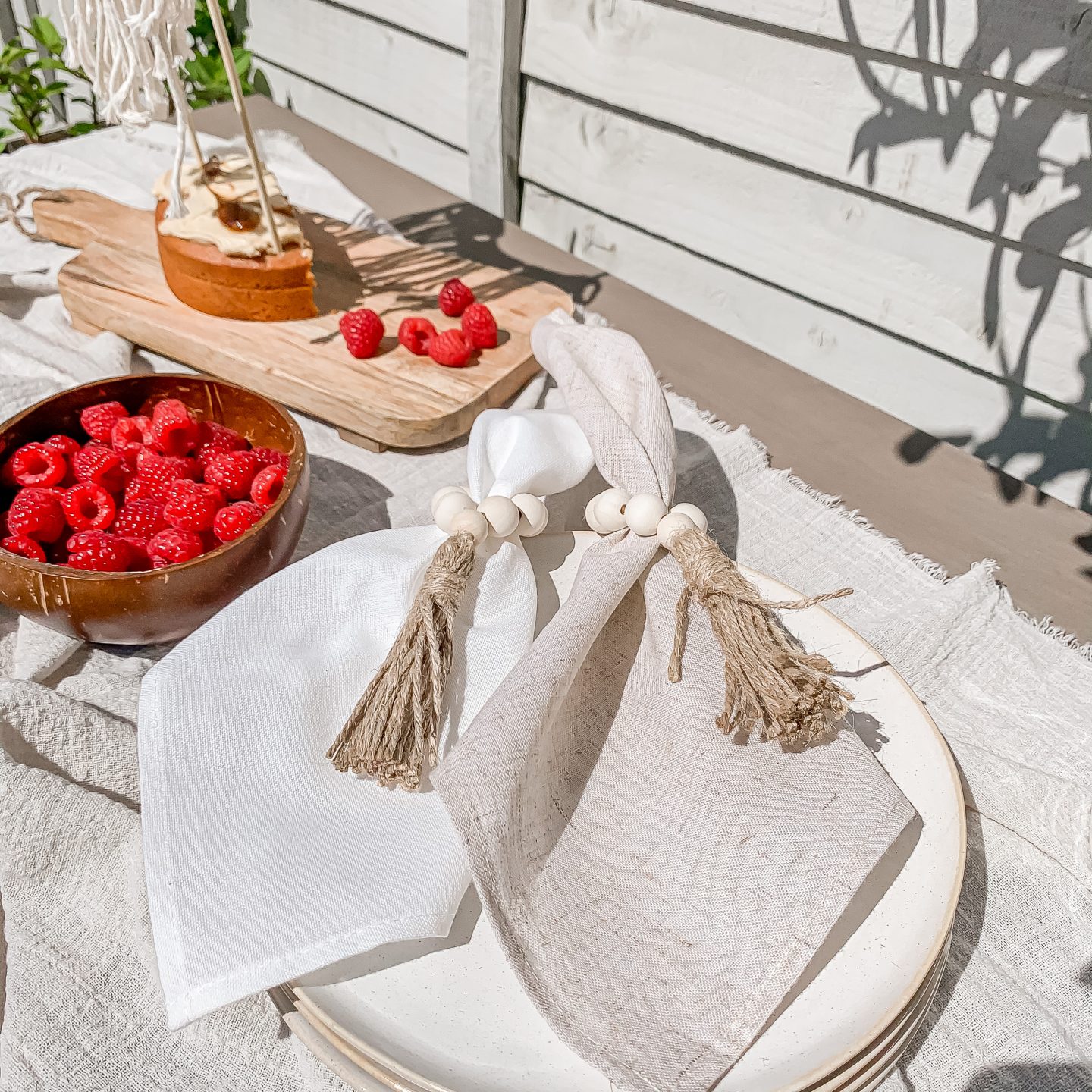 WOODEN BOHO NAPKIN RINGS – 4 or 6 – OH SO KEL